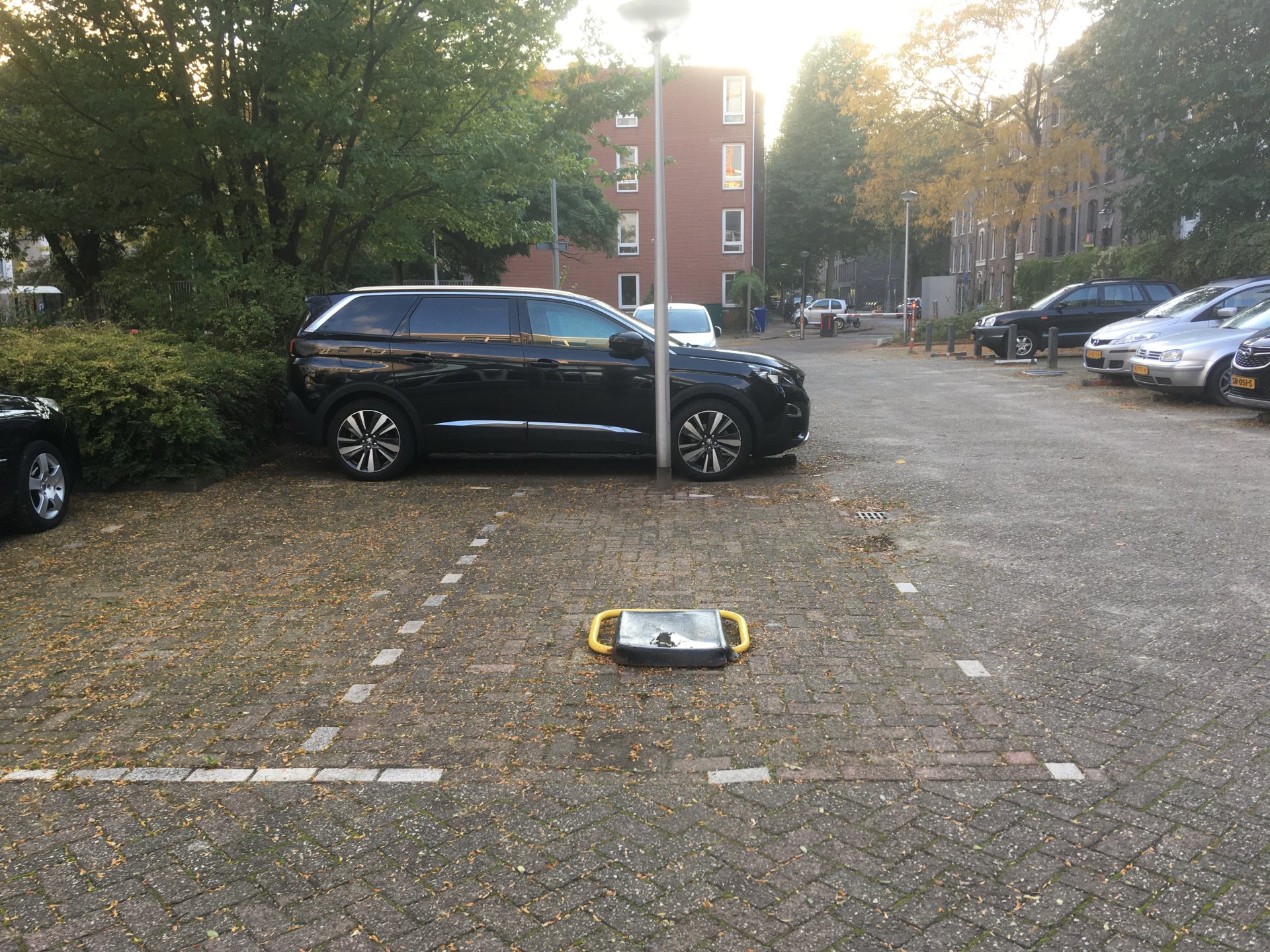 Sally's parking spot - parking close to Scheepvaartmuseum and NEMO ...