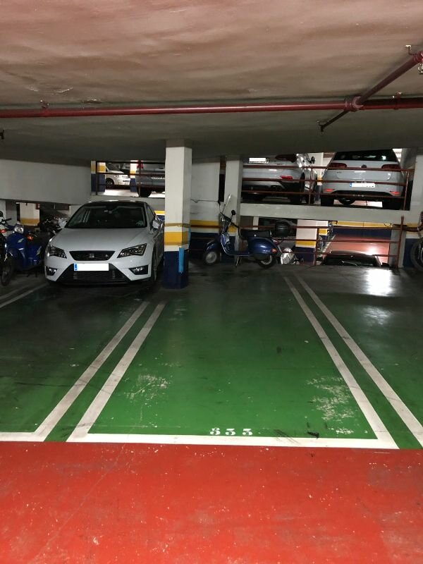 Albert's parking spot - parking close to Sagrada Família