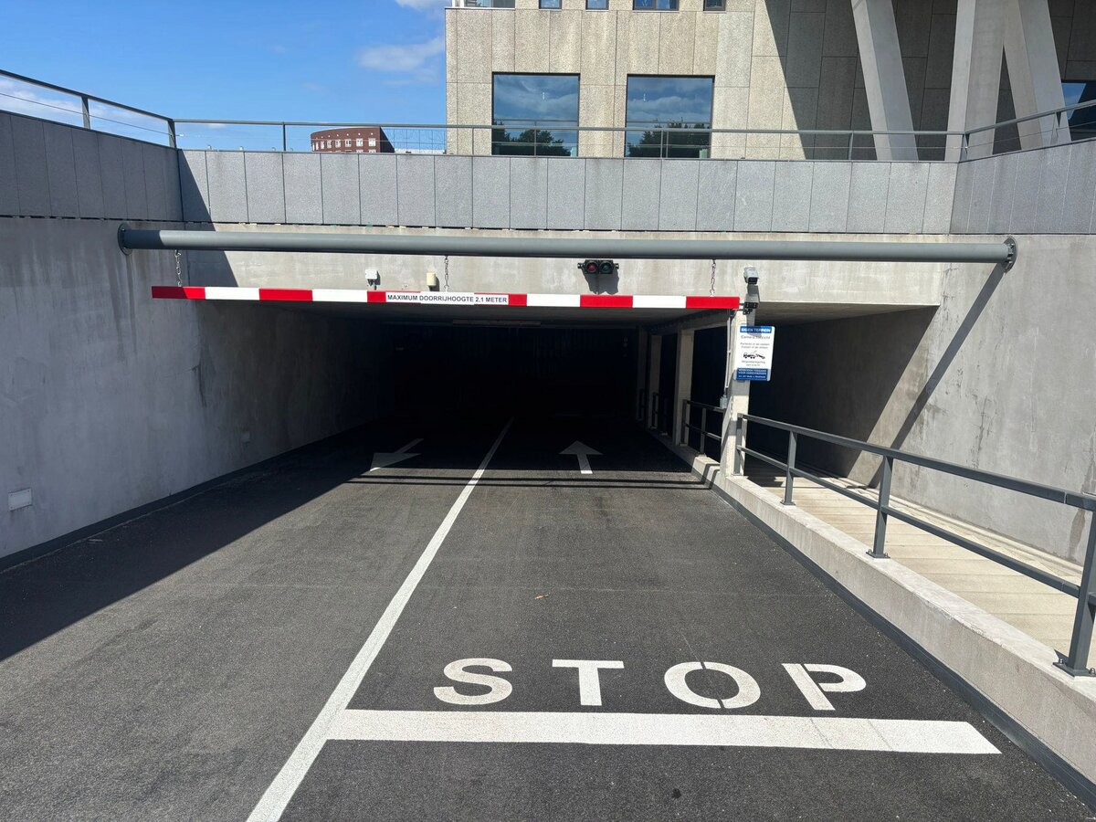 Parking Eastern Docklands, Ertskade, Amsterdam